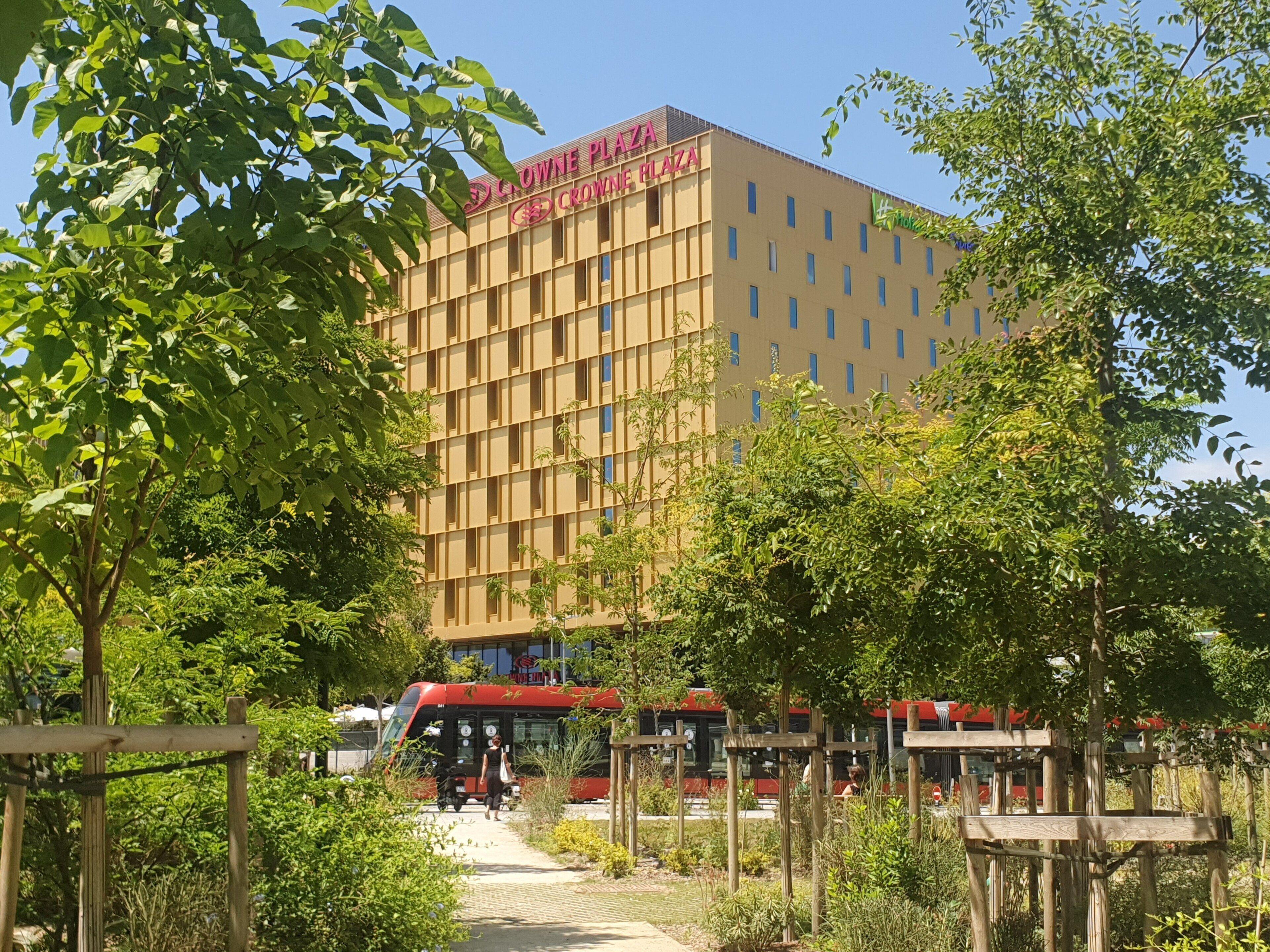 CROWNE PLAZA - NICE - GRAND ARENAS BY IHG - ARENAS - TARIFS À PARTIR DE ...